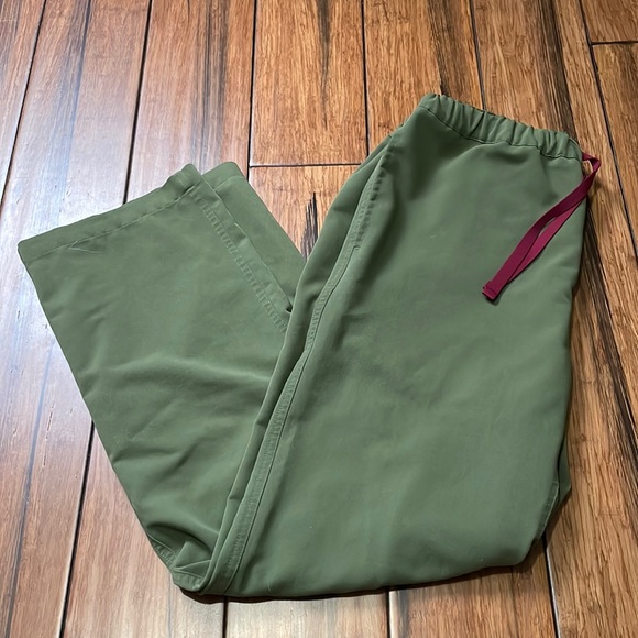 Figs | Pants & Jumpsuits | Figs Cargo Pant Limited Edition | Poshmark